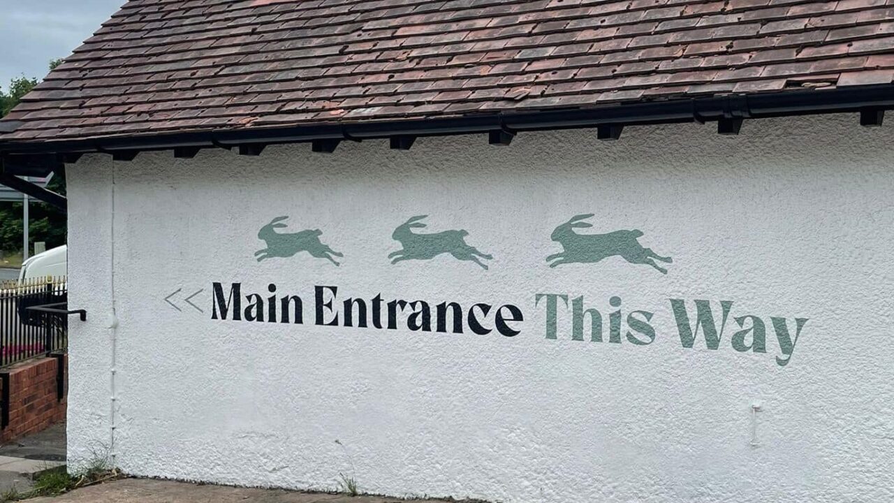 Traditional Sign Painting | HNS Signs